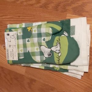 Peanuts | Kitchen | Peanuts 3 Piece Kitchen Set | Poshmark